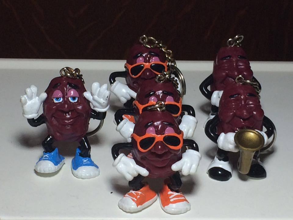 Lot of 7 California Raisin's keychains | eBay
