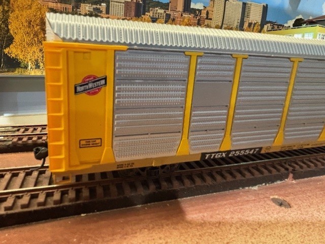 HO scale (1:87) Walthers 89' Enclosed Auto Rack Chicago & North Western ...