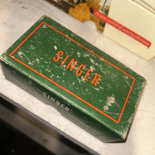Singer Sewing Machine Attachments Set w/ Box USA Vintage Feet 160359 ...