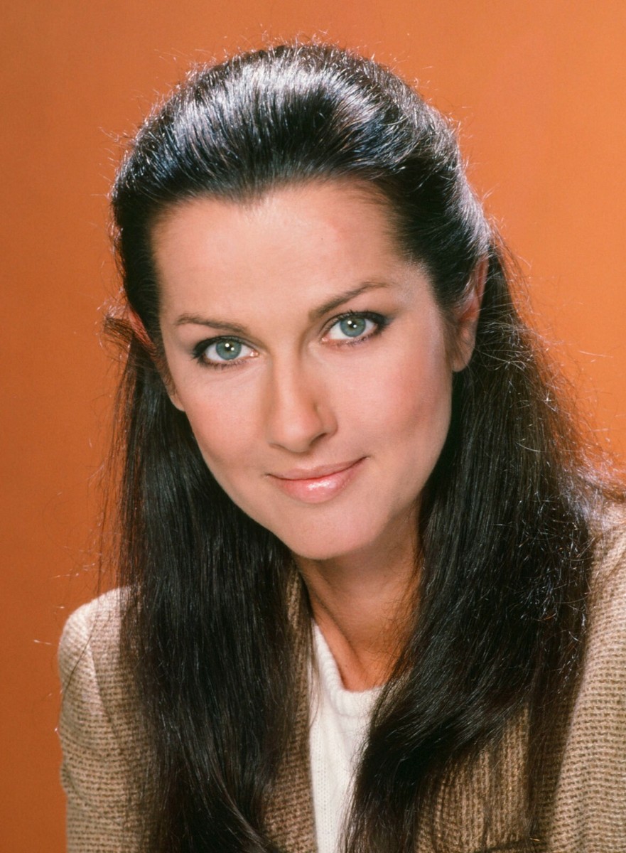 Veronica Hamel Eyes Veronica Hamel: When Intelligence Matches Beauty