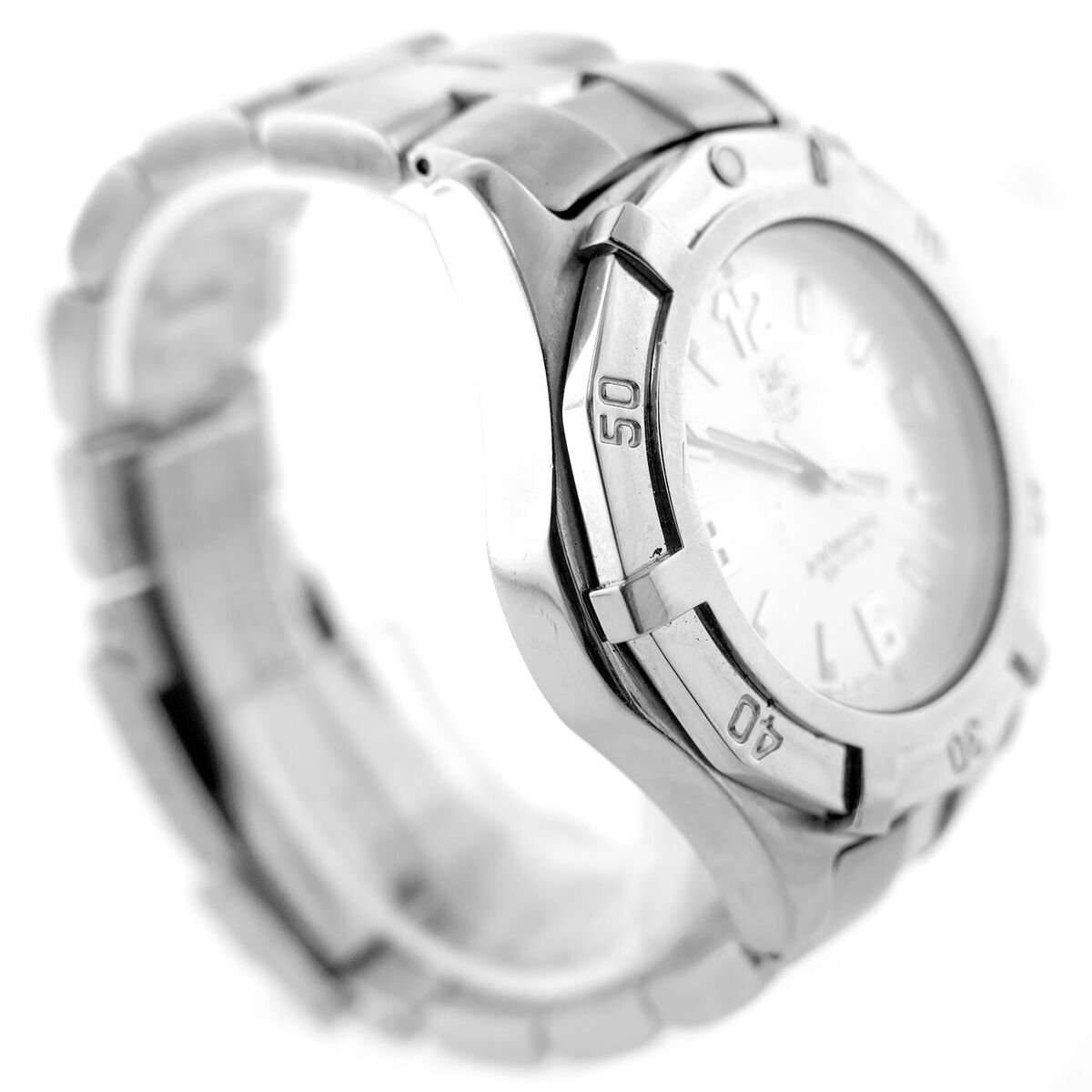 TAG HEUER WN111C-0 PROF SILVER DIAL 200M QUARTZ STAINLESS TAG HEUER WN111C-0 PROF SILVER DIAL 200M QUARTZ STAINLESS