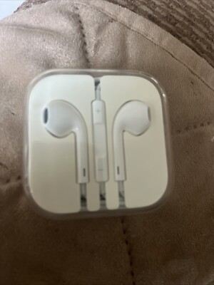 Apple Earpods Headphones with 3.5mm Plug Wired Microphone Built-in ...