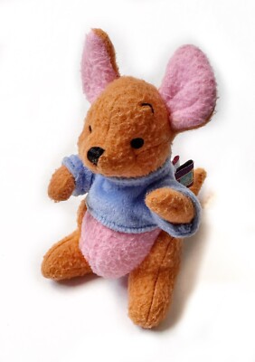 GUND -6" 100 ACRE POOH COLLECTION - FELT PLUSH ROO Kangaroo w/ Blue ...