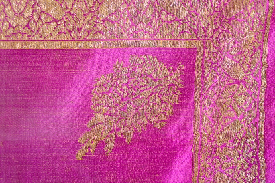 1800 ANTIQUE OTTOMAN MARASH SILK LAMPAS TAPESTRY COCHINEAL or TYRIAN ...