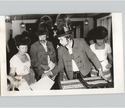 BAYRISCHZELL Men Cast Ballots in TRADITIONAL Hats MUNICH 1974 Press ...