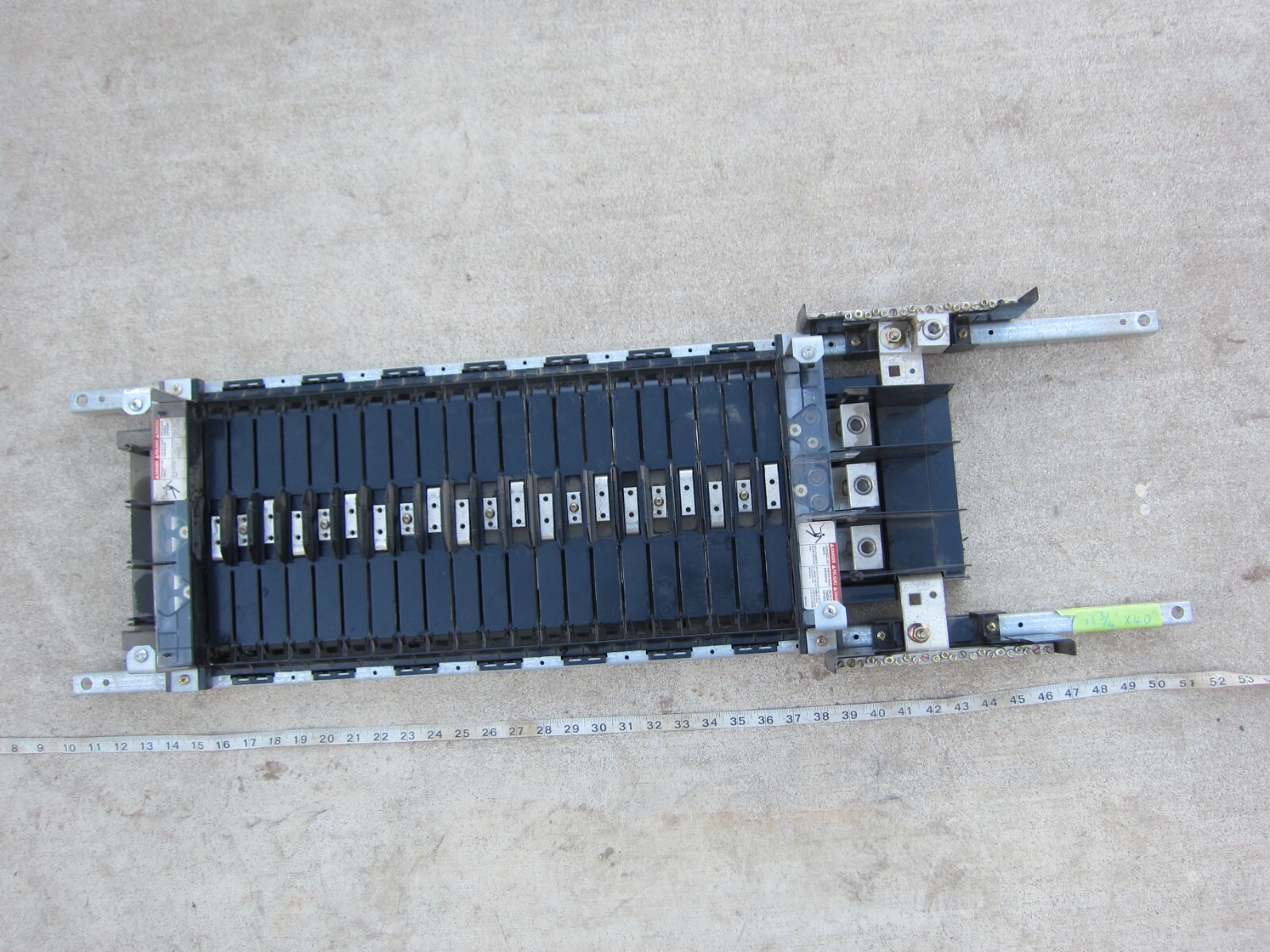 Square D Bus Bar for NF 1217062152005001 3P 200A 277/480V 4 Wire, Used ...