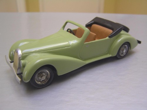 Montandon Record MRF Talbot Lago Convertible Swiss made resin 1/43 Mint ...
