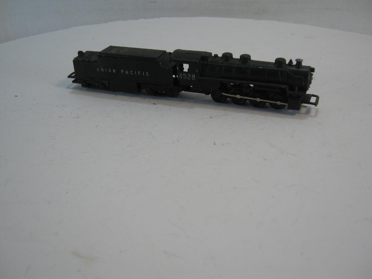 N Scale Lone Star 0-8-0 Locomotive W/Powered Tender Union Pacific #4528 ...
