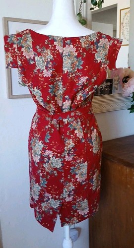 Womens Unique M/L Ezra Red Floral Wiggle Mini Dress Belted Pinup | eBay