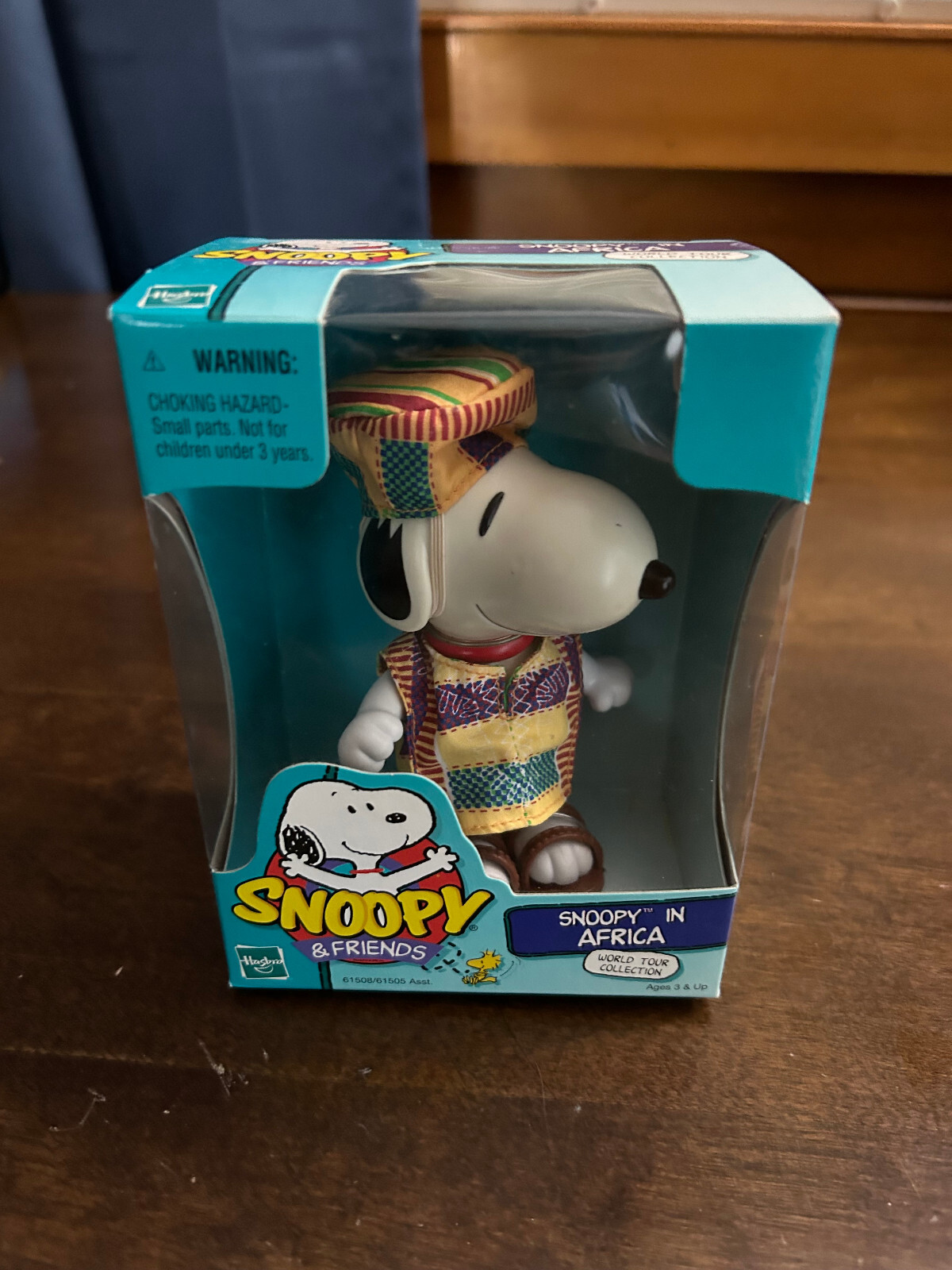 SEALED Hasbro 1999 Peanuts WORLD TOUR Snoopy in AFRICA 5" PVC FIGURE ...