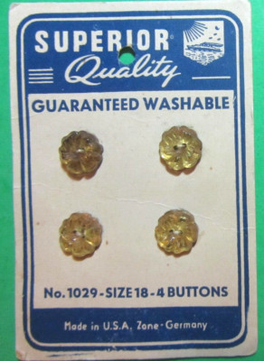 (4) VINTAGE 1/2" SUPERIOR QUALITY YELLOW GLASS 2-HOLE BUTTONS NOS CARD ...