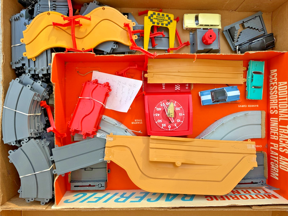 1967 MOTORIFIC TORNADO RACERIFIC Slot Racetrack Ideal Toys 4 Race Cars ...