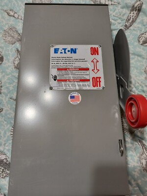 NEW EATON 30 AMP FUSIBLE SAFETY SWITCH W/ NEUTRAL 600 VAC 2 POLE ...