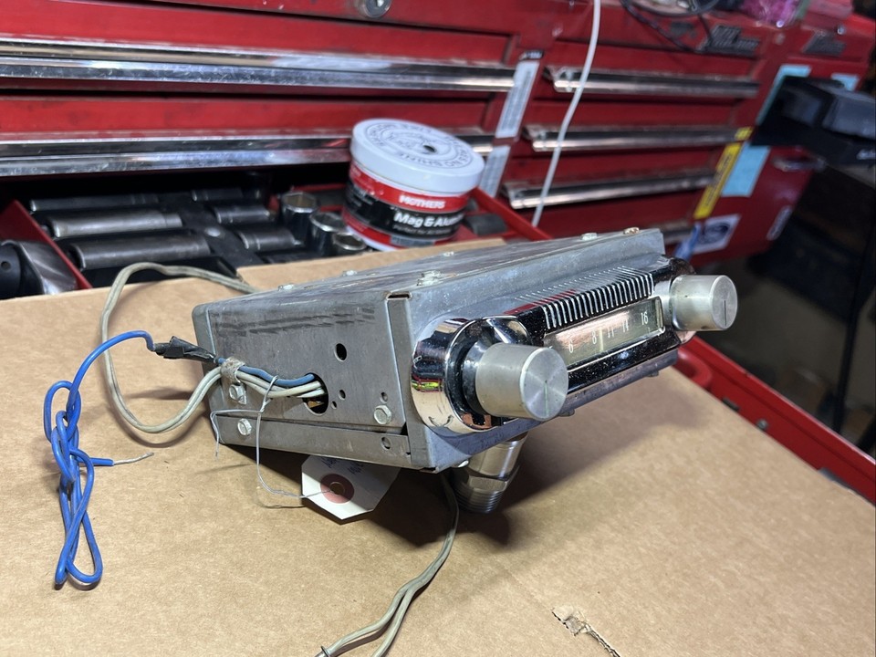 61 62 63 64 65 66 73 74 75 76 77 Ford Truck Bronco F100 F250 F350 Radio ...