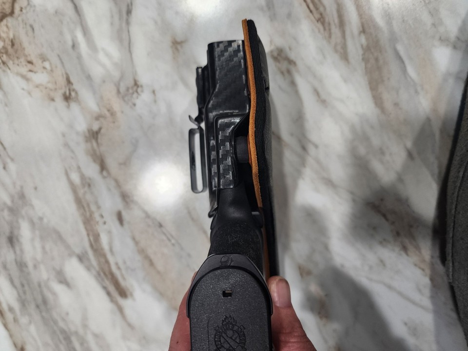Meigon Hybrid Holster(Versacarry Comfort Flex Custom Replica) Echelon 4 ...