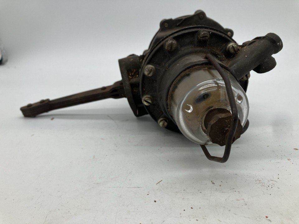 55-58 Oldsmobile Deluxe Super 88 98 Fiesta Starfire Vacuum Fuel Pump AC ...