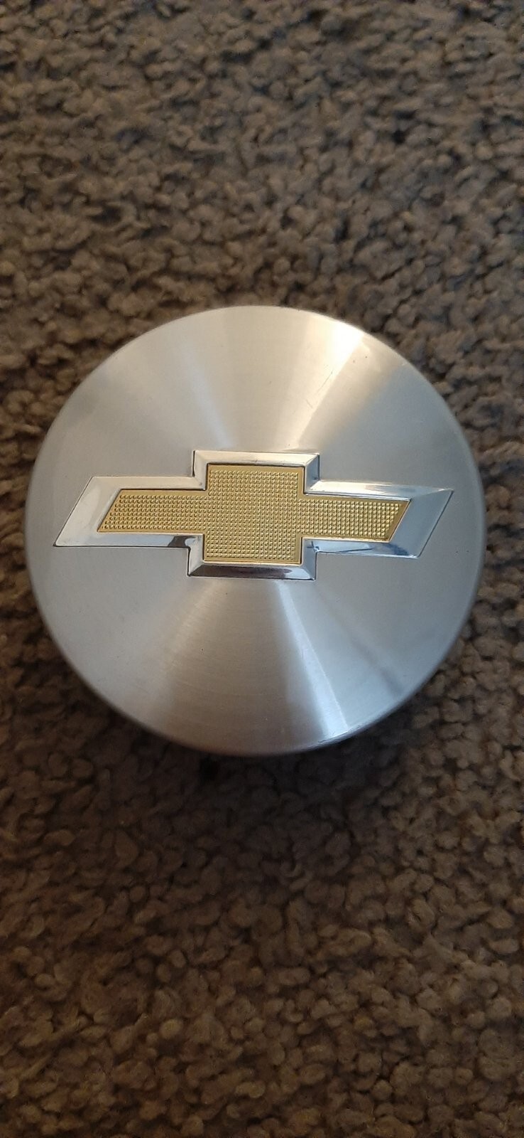 Chevy CENTER HUB CAPS POLISHED Tahoe Suburban Silverado 2014-2017 3.25 ...