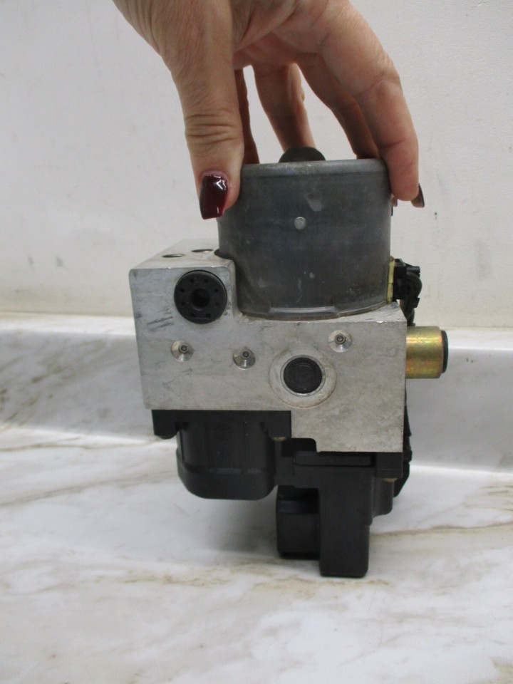 10424856 99 to 02 Pontiac Firebird Camaro ABS Brake Pump & Module 3.8L ...