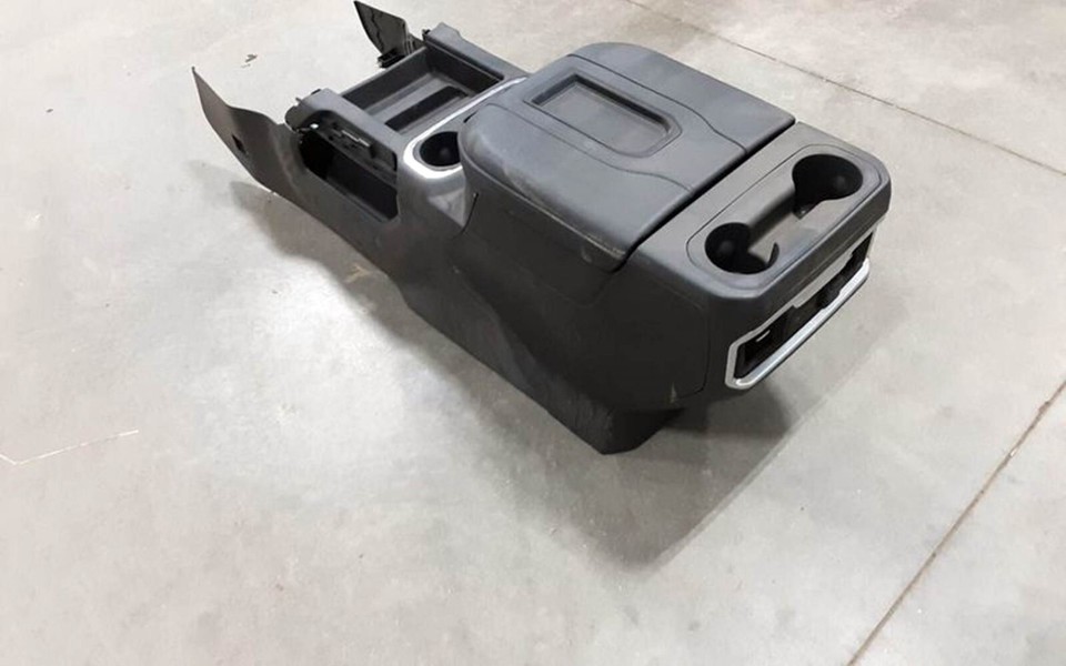2019-2023 GMC Sierra 1500 2500 Pickup Front Floor Center Console Black ...