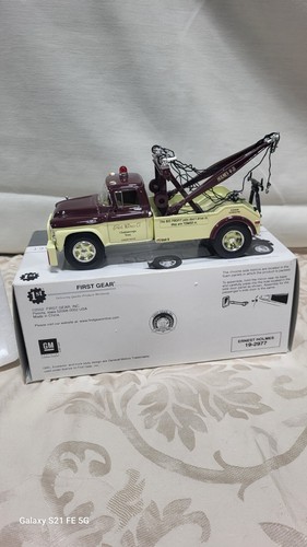 First Gear Die Cast Ernest Holmes 1958 GMC Tow Truck 1:34 Replica 2002 ...