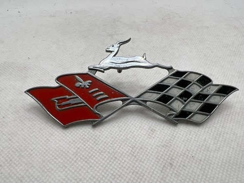 Chevy Impala 1958 to 1961 GM 4729470 Chevrolet Cross Flag With Impala ...