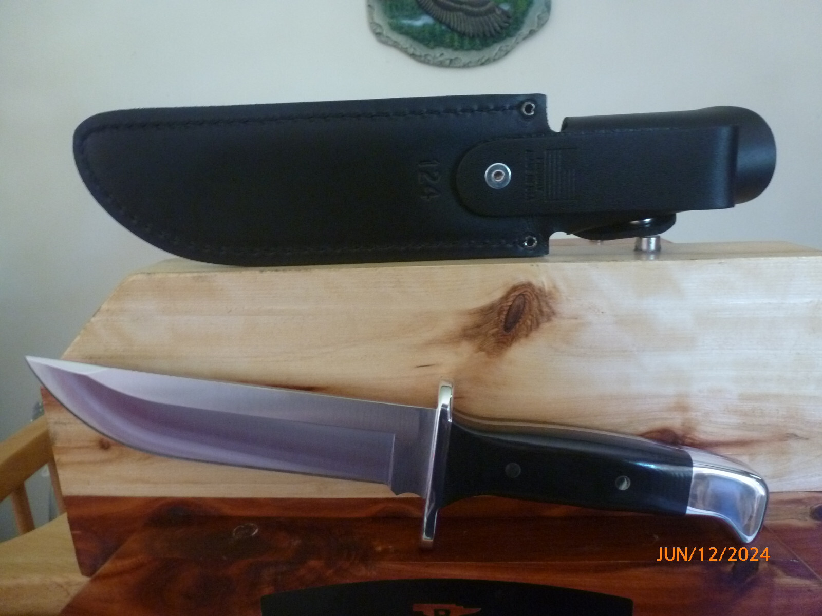 Buck 124 Frontiersman Bowie Knife 420 HC Micarta Handle Leather Sheath ...