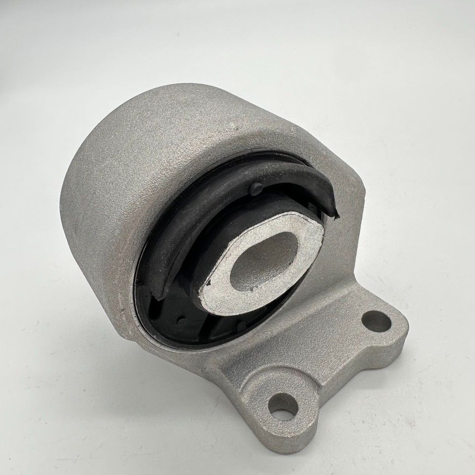 Engine Mount LR092039 LR091364 IAF500021 IAF500030 IAF500070 For Land ...