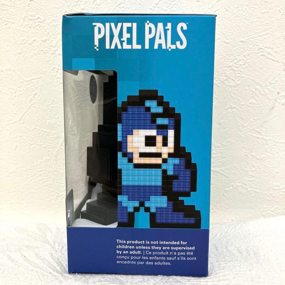 Capcom Pixel Pals Mega Man Figure LED Light 16cm Collectible Toy ...