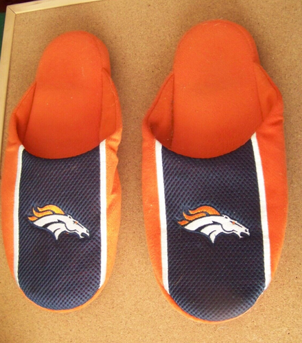 Denver Broncos flip flop style slippers size XL 13-14 adult NFL | eBay
