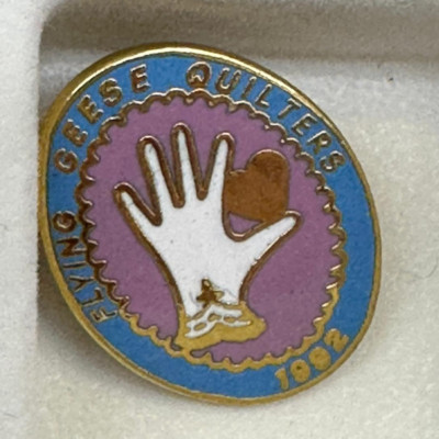 Flying Geese Quilters Guild 1992 Vintage Tack Pin T-5606 | eBay