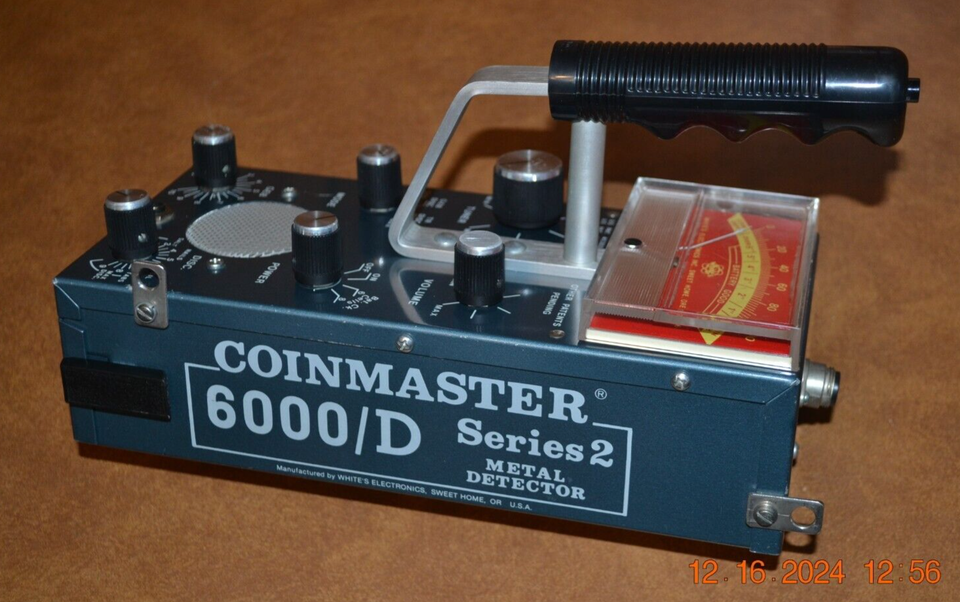 Vintage White's Coinmaster 6000/D Series 2 Metal Detector Control Unit ...