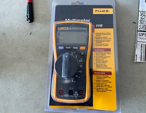 Fluke 115 Field Technicians Digital Multimeter - New | eBay