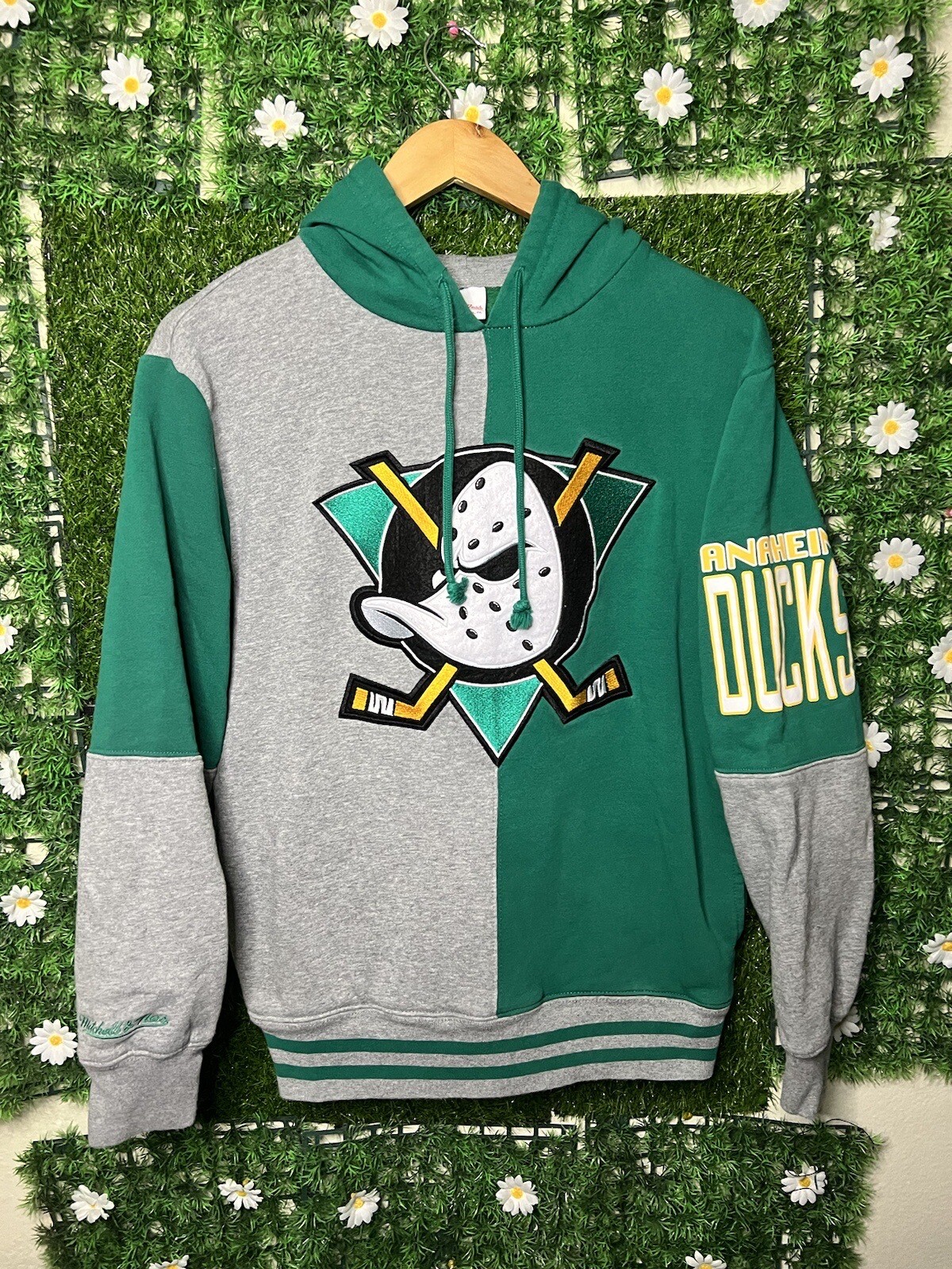 Mitchell & Ness Disney Mighty Ducks Color Block Hoodi… - Gem