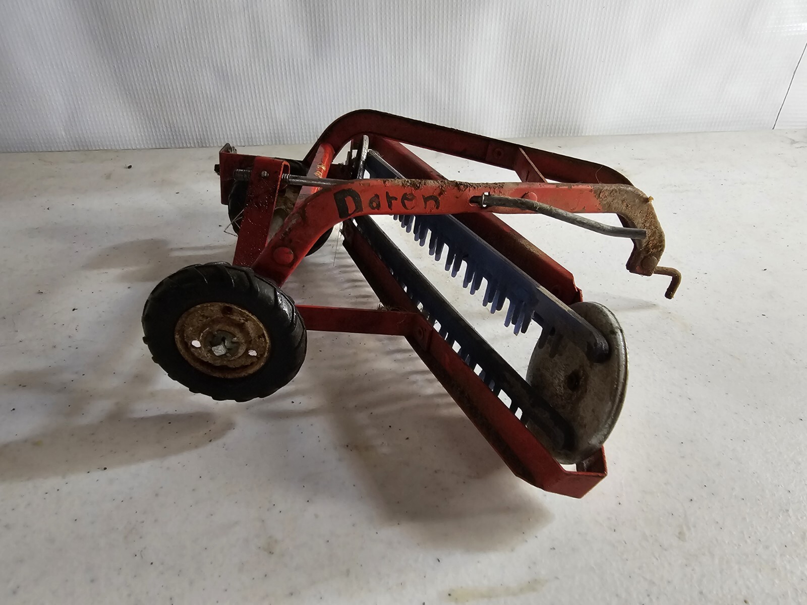 Toy Ertl International Red Hay Rake 1/16 Farm Implement | eBay