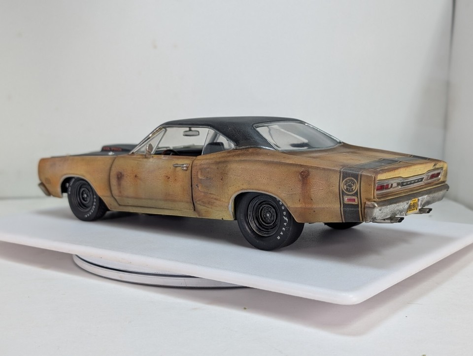 1/18 diecast car 1969 Dodge Superbee rusty weathered barnfind Bob's ...