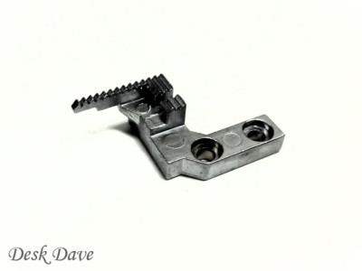 Sewing Machine Feed Dog (Back) 550499, SINGER 14U544 14U554 14U555 ...