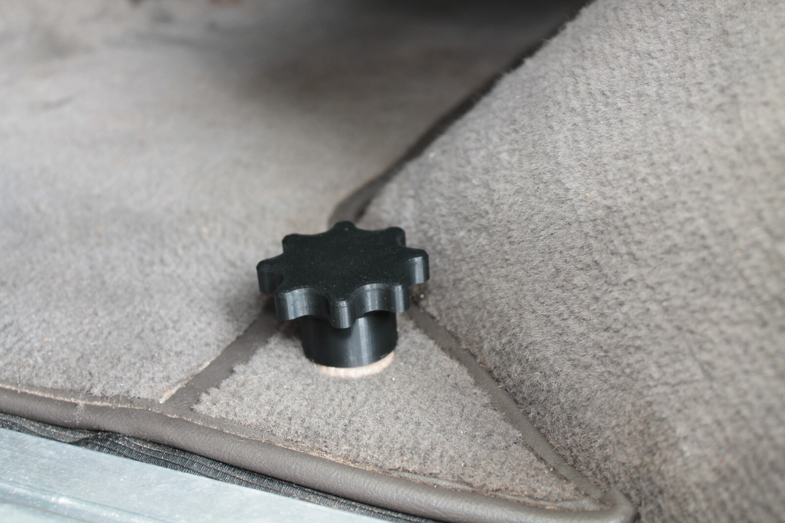 LAND ROVER RANGE ROVER CLASSIC COUNTY 1987-95 & DISCOVERY 1 & 2 CARPET ...