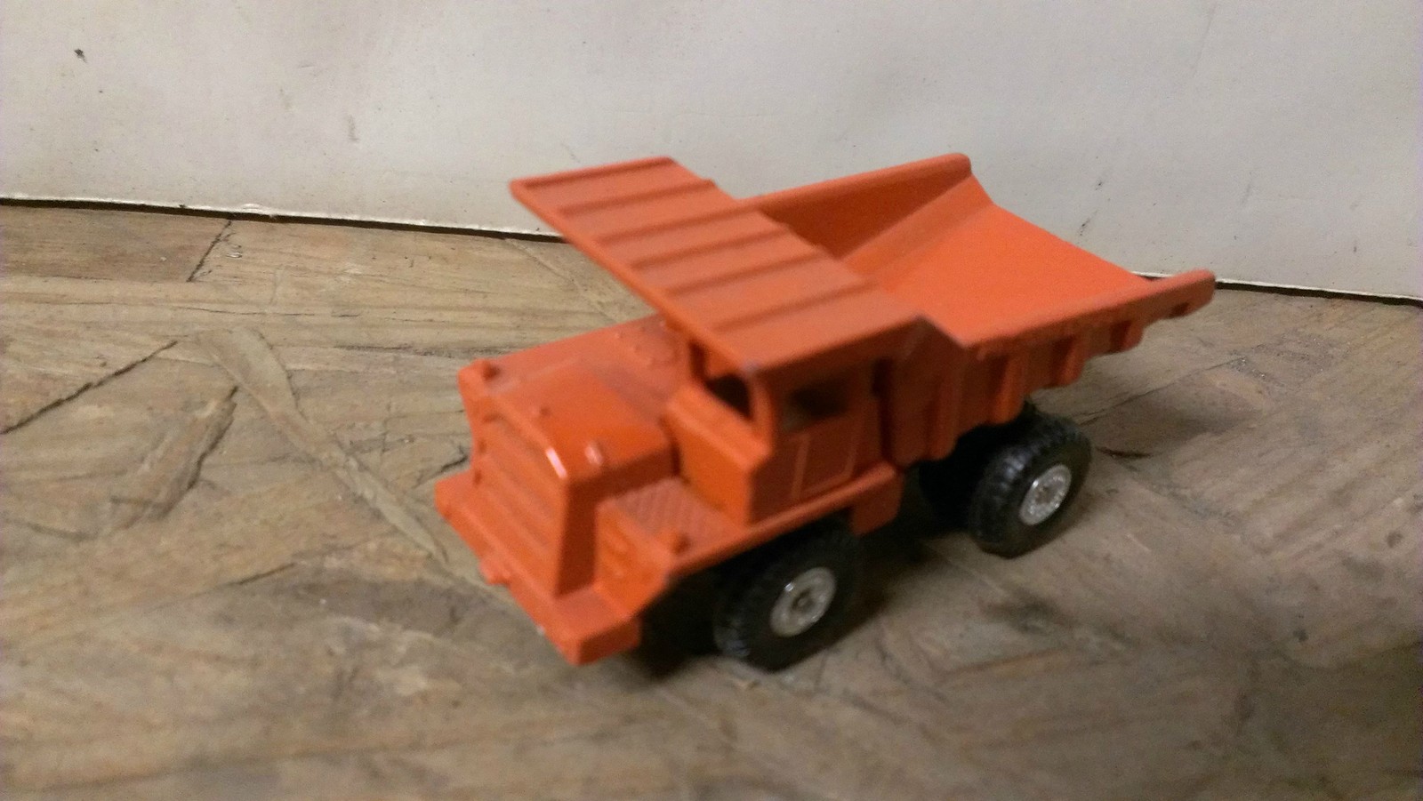 Tomica 1/117 Scale Hitachi DH321 Dump Car #59 | eBay