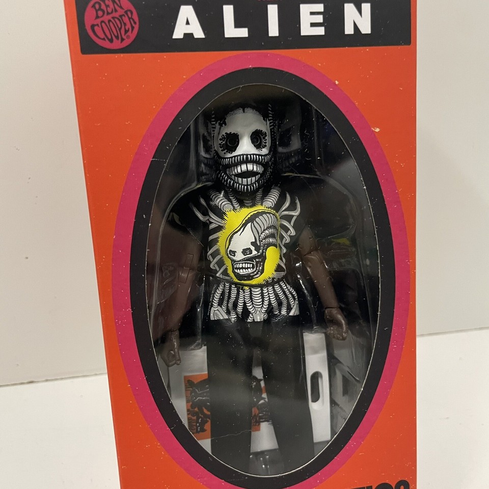 NEW NECA BEN COOPER HALLOWEEN HORROR FIGURE W/ COSTUME & MASK ALIEN 5.5 ...