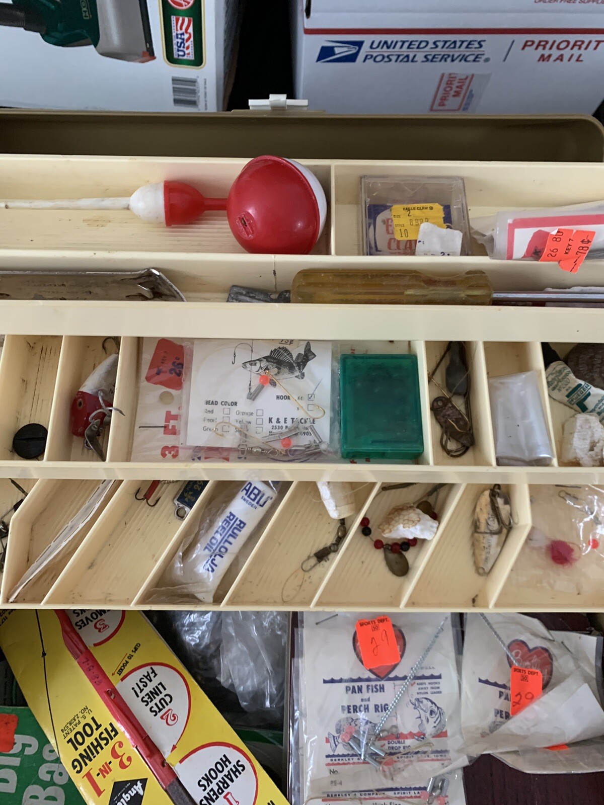 Vintage Old Pal tackle box loaded with lures, hooks, terminal tackle ...