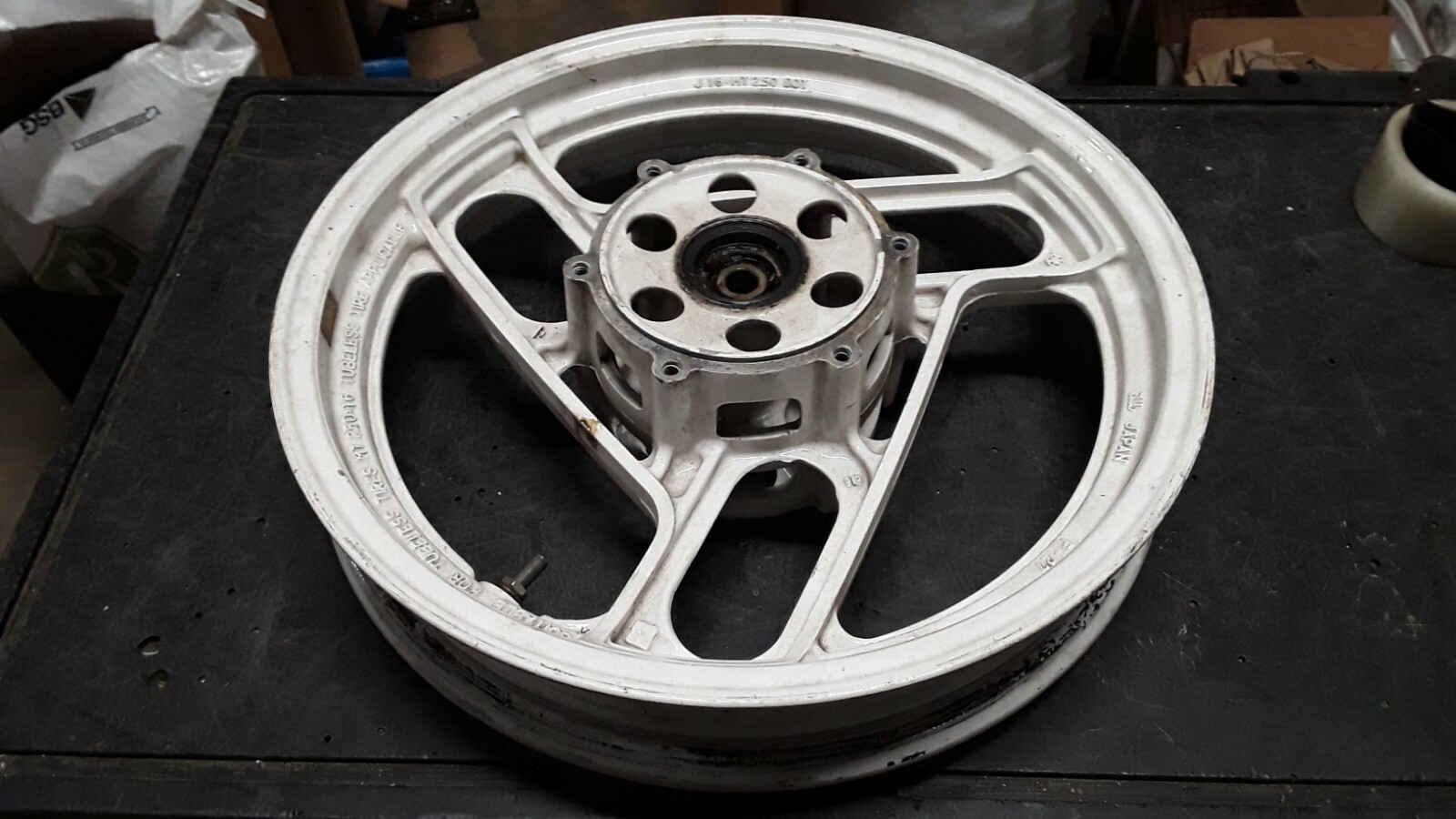 Yamaha 84 85 86 RZ500 RZ 500 Front Rim J16xMT2.5 | eBay