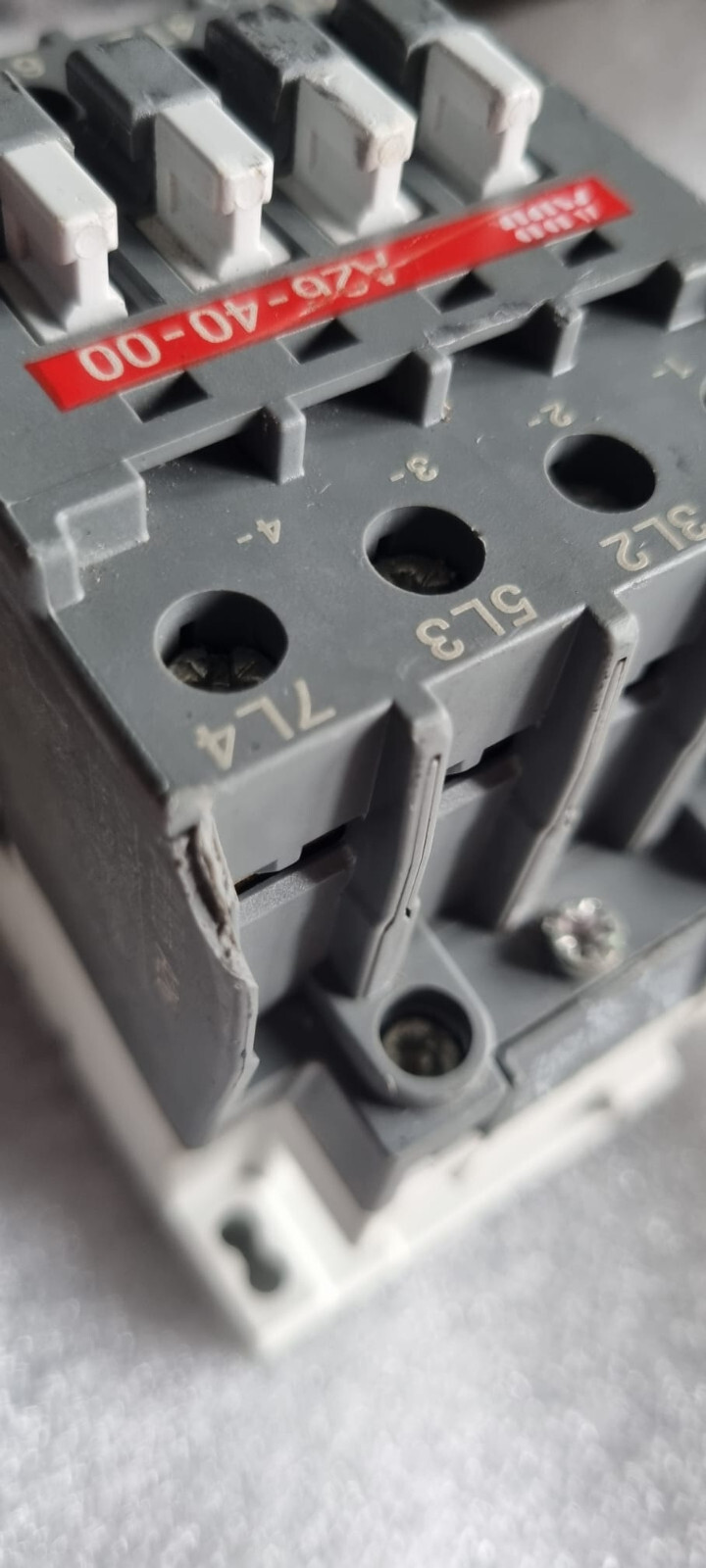 ABB A26-40-00 220-230V 50Hz / 230-240V 60Hz | Grelly UK