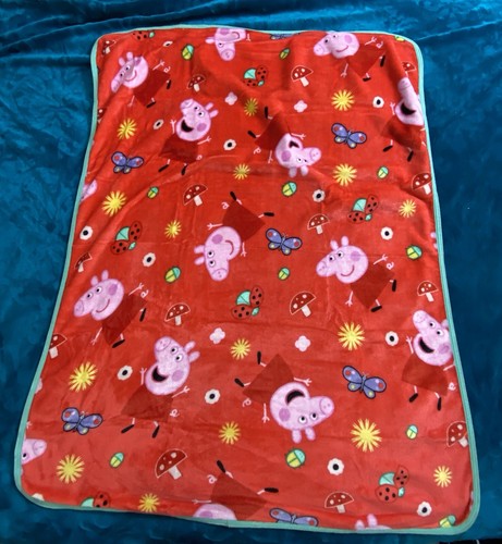 Red PEPPA PIG Insects Bugs Butterfly Plush Throw Blanket - 40” X 50” | eBay