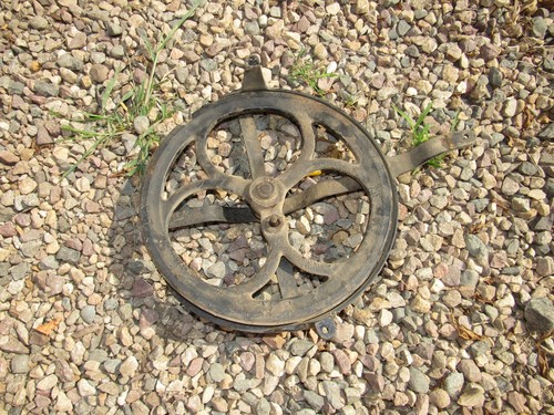 ANTIQUE WHITE TREADLE SEWING MACHINE FLYWHEEL WITH GUARD | eBay