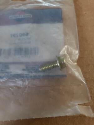 New OEM Briggs and Stratton Genuine Service Part - Screw 690297 (B9) | eBay