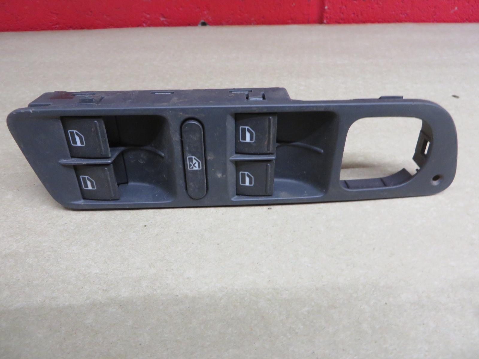 VOLKSWAGEN TIGUAN 2009-2017 POWER WINDOW SWITCH + BEZEL DRIVER OEM ...