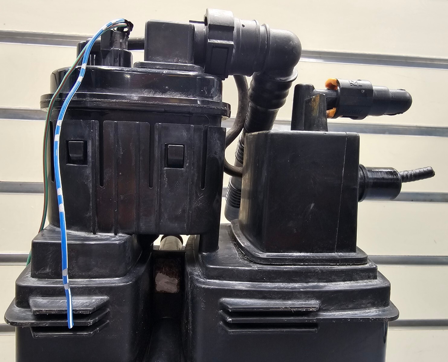 2003-2007 Honda Accord Fuel Vapor Charcoal Canister Emission Evap Unit ...