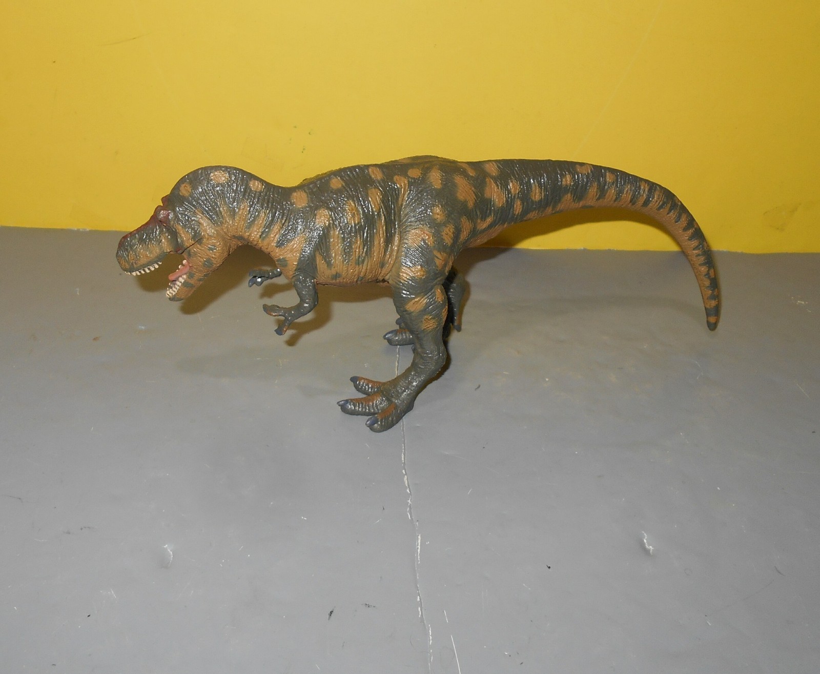Battat T-REX Tyrannosaurus Rex Dinosaur PVC Model Figurine Figure Dan ...