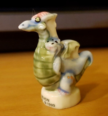 Fève - DEVON - Dragon - Excalibur 1999 - Warner Bross ... (Ref. 557) | eBay