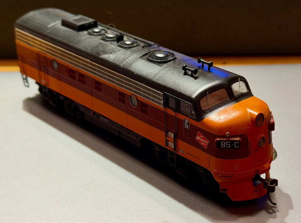 Athearn Genesis F9A & F9B Milwaukee Road 4 units— | eBay